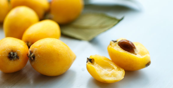 Nespole: Come si Mangiano, Proprietà Nutrizionali e Ricette
